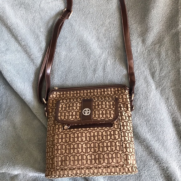 Giani Bernini | Bags | Giani Bernini Logo Crossbody Bag | Poshmark